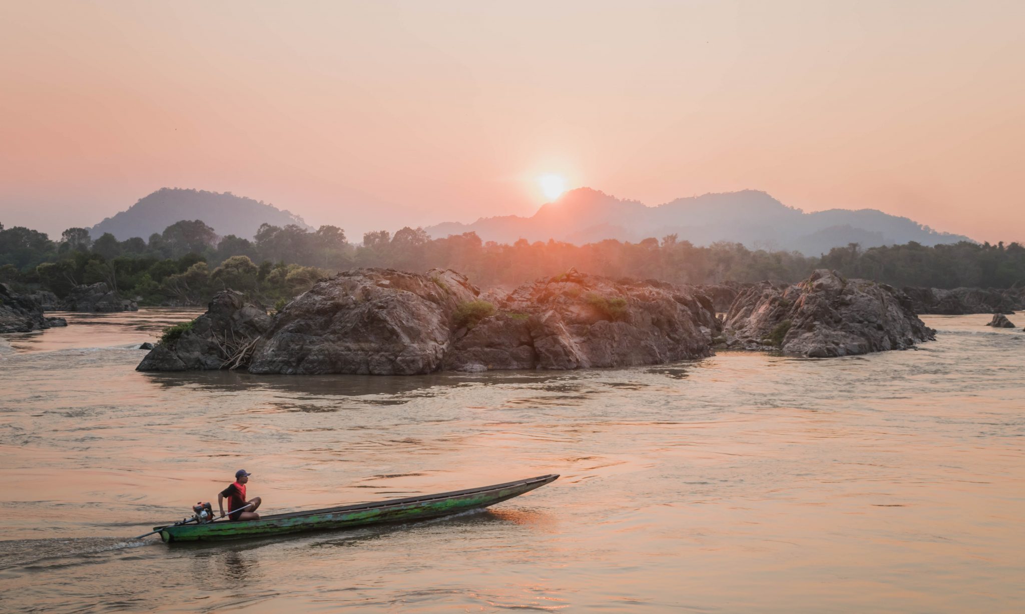 9 Epic Things to do in 4000 Islands - Chillest Place in Laos